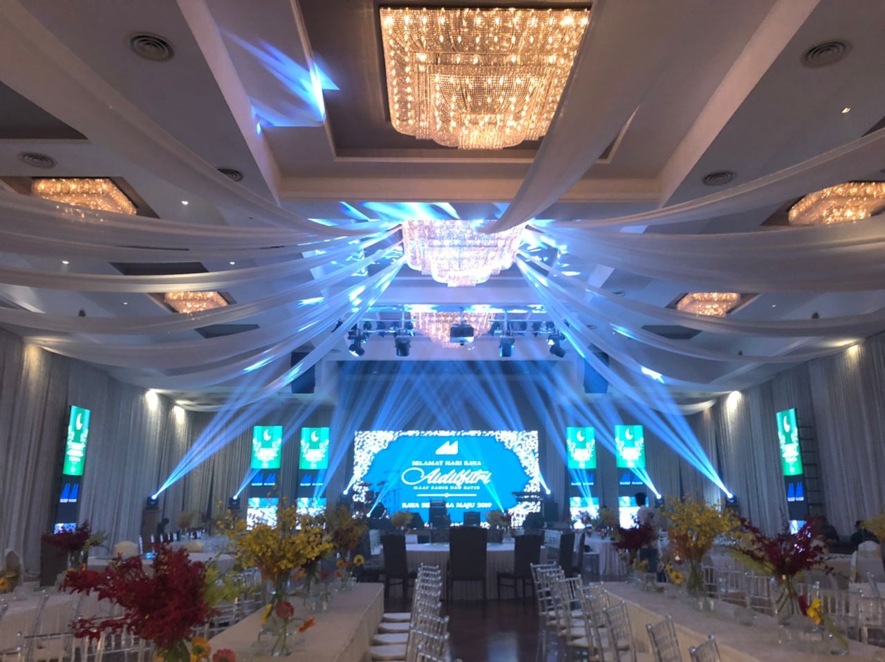 Beyond Entertainment – Audio Visual Lighting Production Specialist